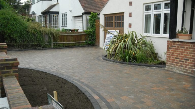 Brett alpha - Carshalton | D Plumridge